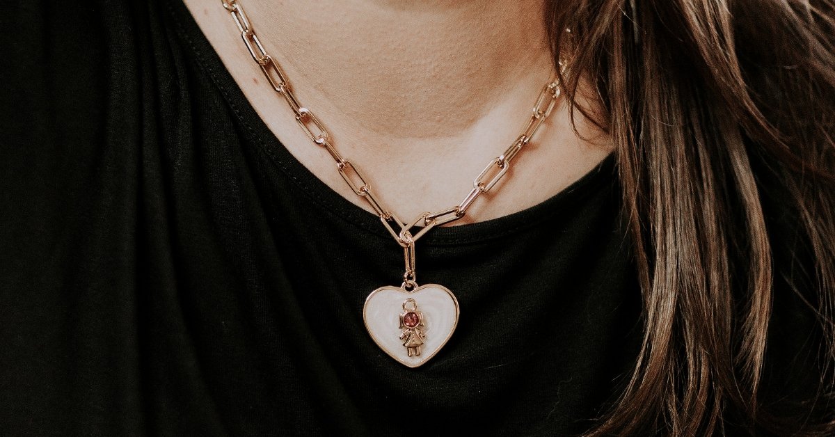 The Ultimate Necklace Gift Guide: Perfect For Any Occasion! - Outfit Galore