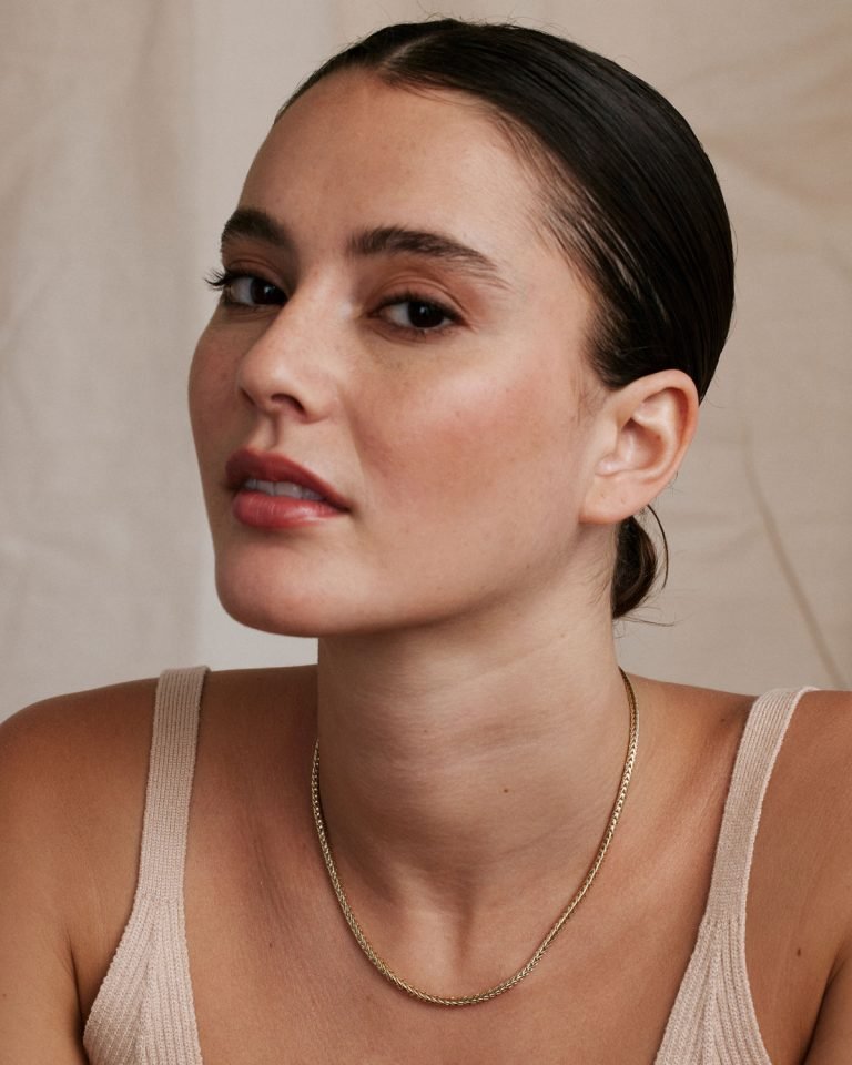 What Is A Wheat Chain Necklace? - Outfit Galore
